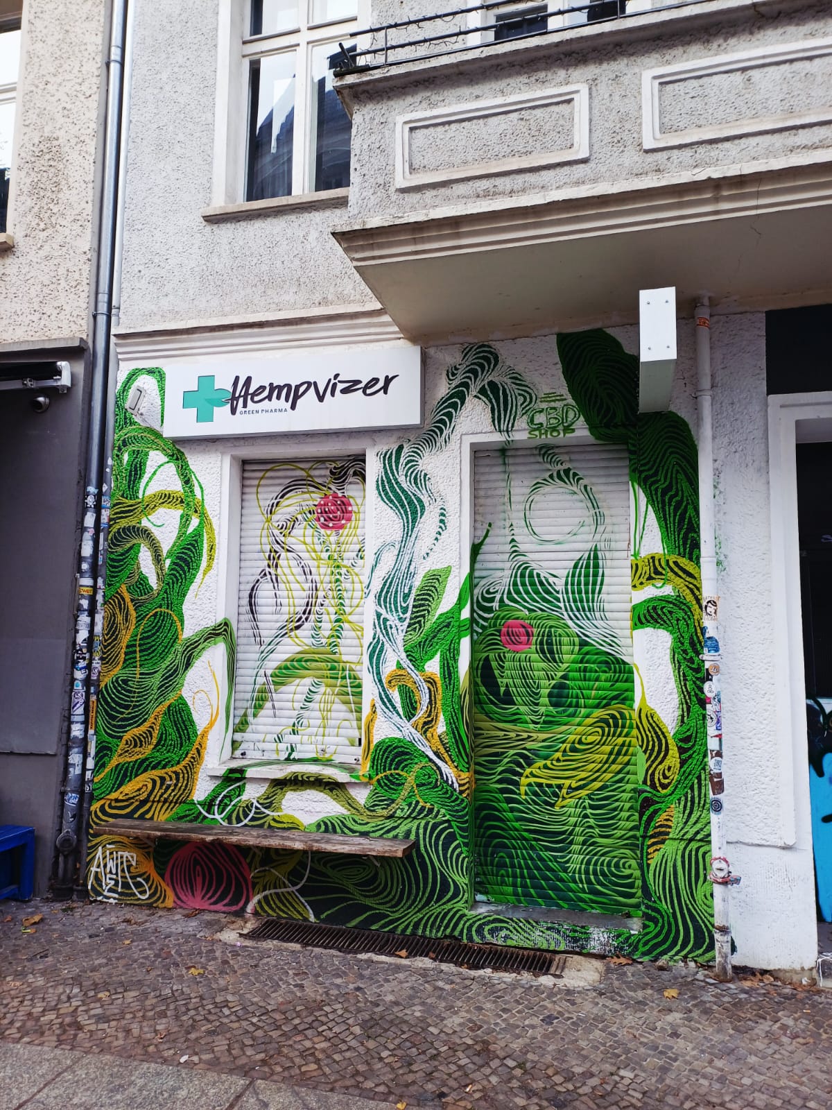 GERMANY: Streetart Berlin - Friedrichshain - Gabriel Max 8 - AWER ...